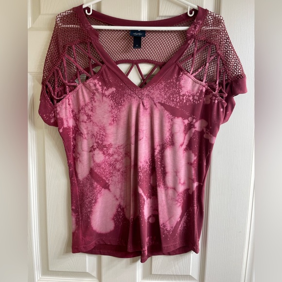 Buckle | Tops | Daytrip By Buckle Womens Cutout Bleach Distressed ...